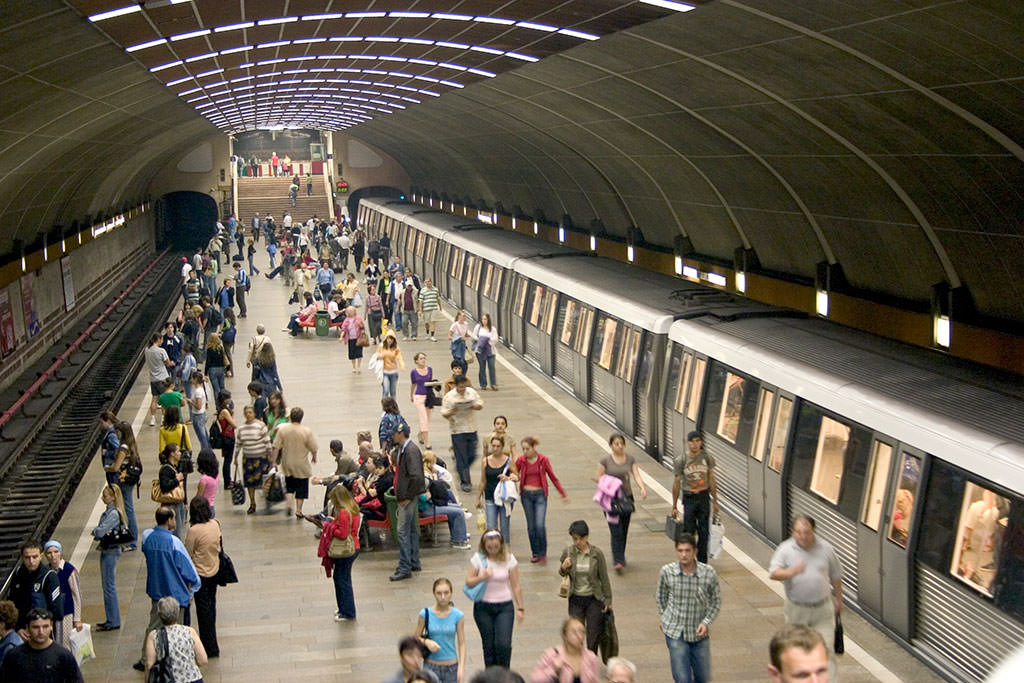 Bucharest for beginners - Metro - Bucharest Step By Step
